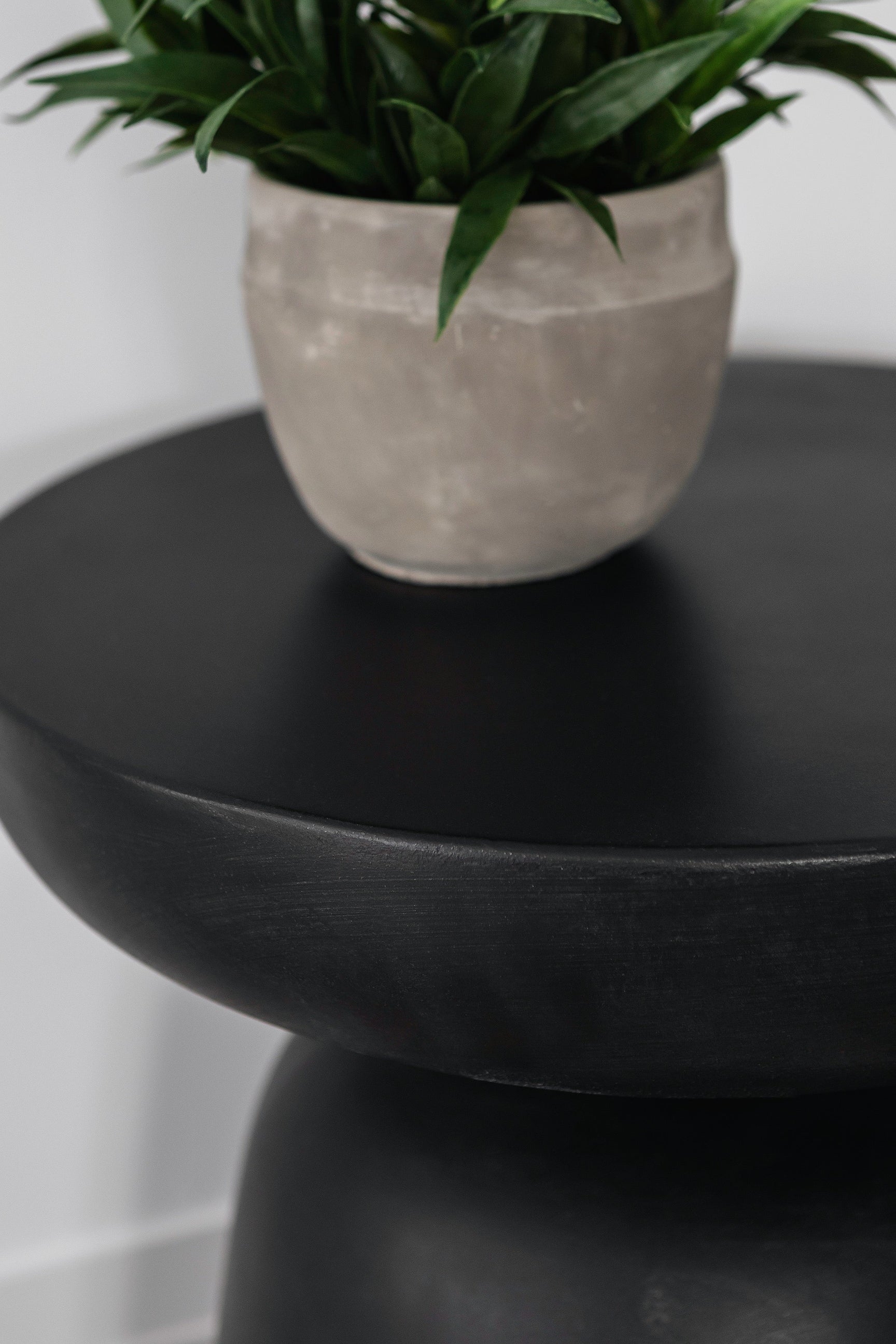 Cida Side Table – LD Shoppe