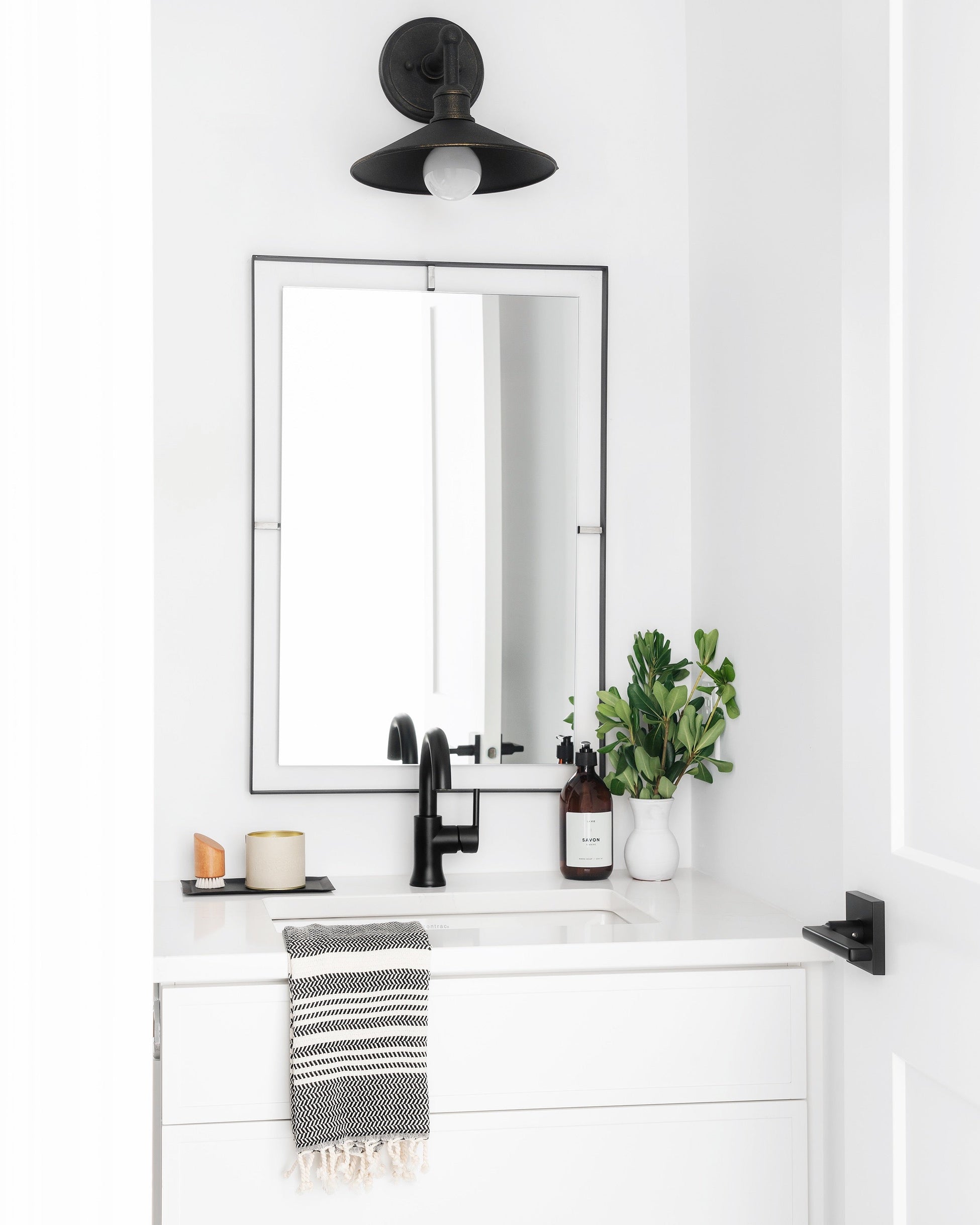 Gaston Mirror – LD Shoppe