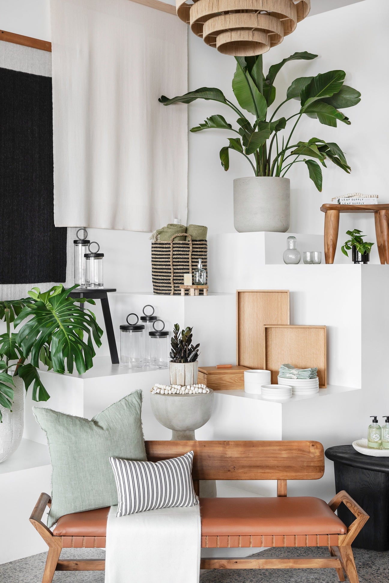 Robbie Bench – LD Shoppe